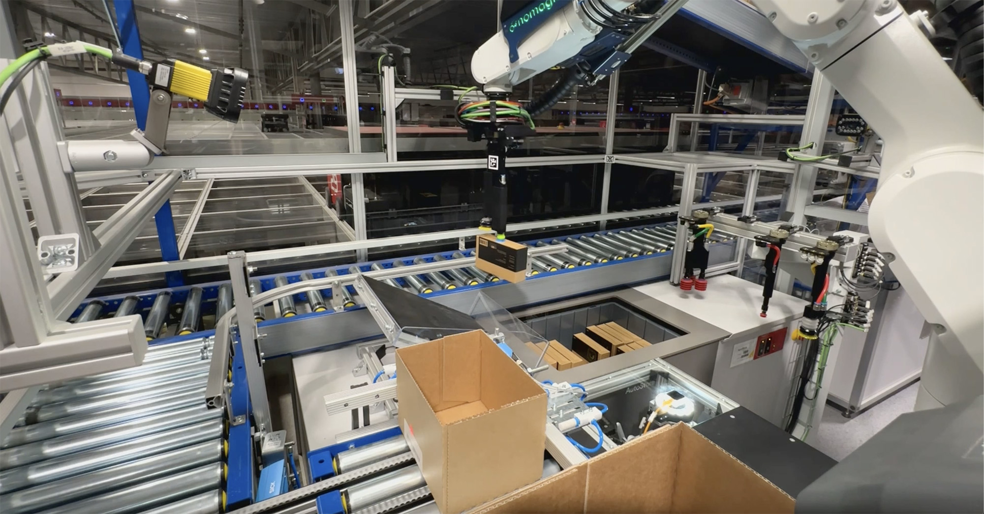 Se Komplett Groups automation video - ITO